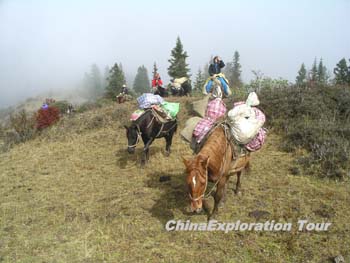 Songpan Happy Trail Horse Riding_China Exploration - China Adventure ...